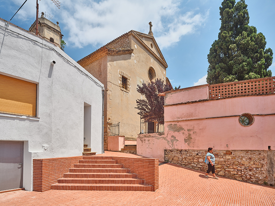 Finalist at Architecture Prize 2024, Collective places category – Comas ...